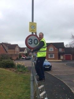 Street Signs - Wiltshire Neighbourhood Watch